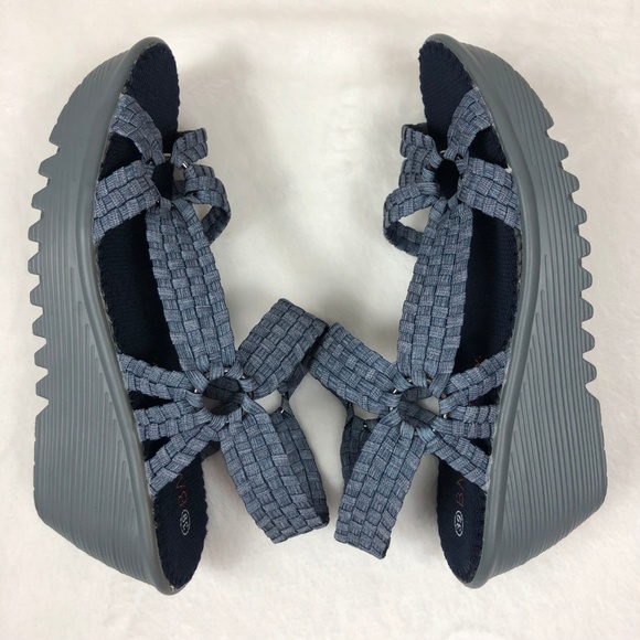 bernie mev. | Shoes | Bernie Mev Navy Stretch Fabric Platform Sandal Sz ...